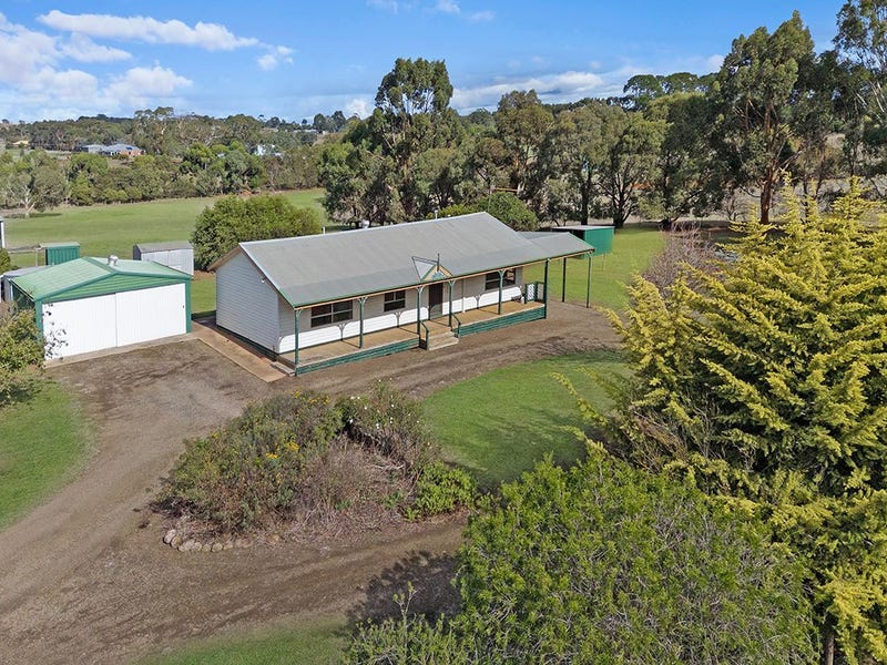 3 Bedroom Houses for Sale in Hamilton, VIC 3300 - realestate.com.au