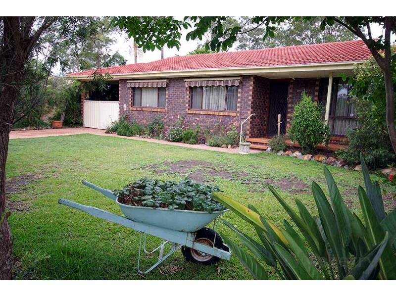 13 Hickory Crescent, Taree, NSW 2430 - Property Details