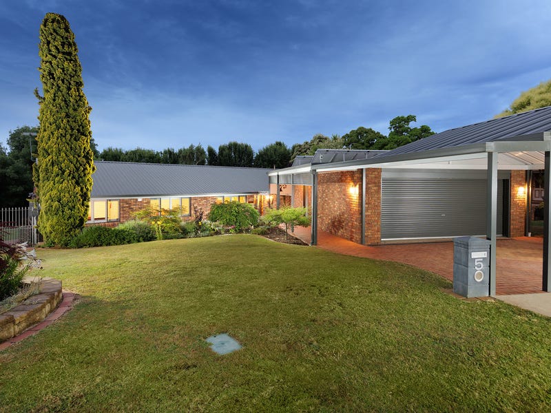 5 Warrina Court, Wodonga, Vic 3690 - Property Details