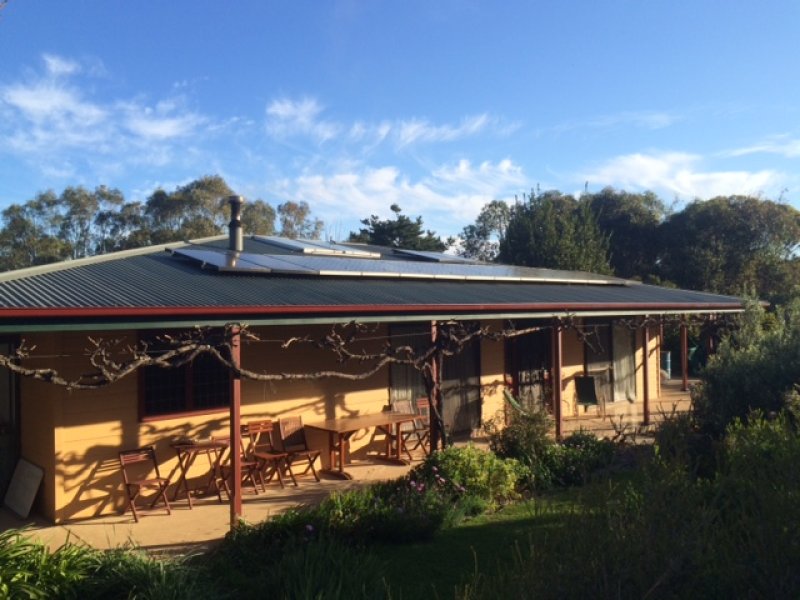 16 Burnside Road, Strathalbyn, SA 5255 - realestate.com.au