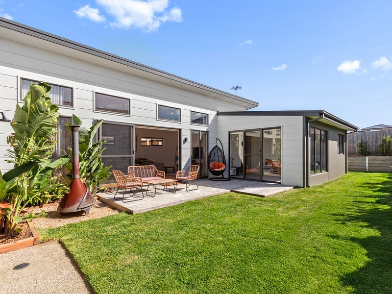 5 Poa Street, Torquay, Vic 3228 - Property Details