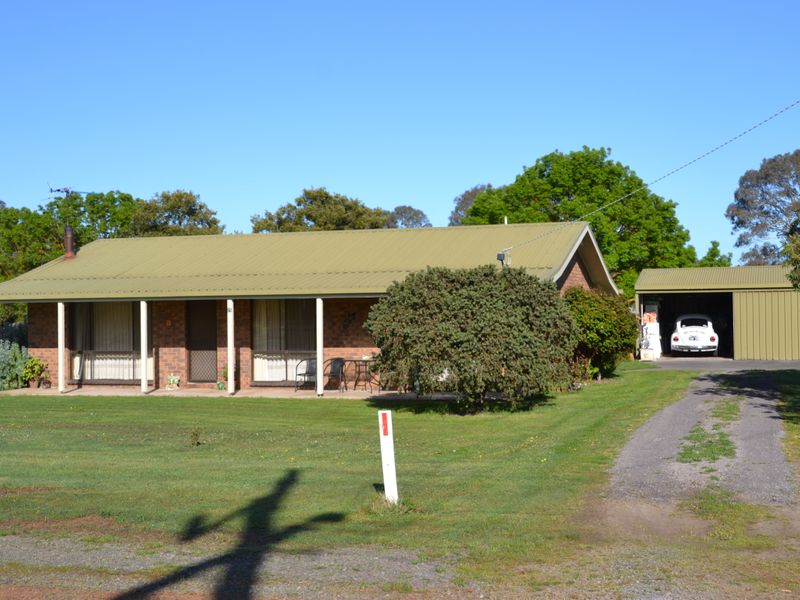 25 Barker Street, Cavendish, VIC 3314 - realestate.com.au