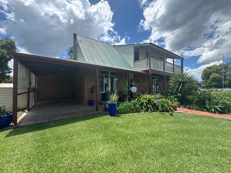 38 Cowie Drive, Kingaroy, Qld 4610 - Property Details