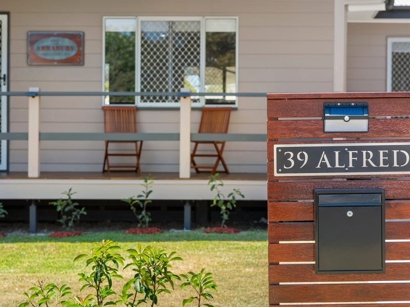 39 Alfred Street, Dalby, Qld 4405 - Property Details