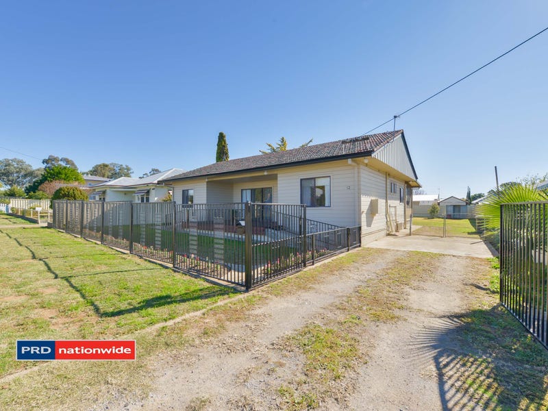 12 Preston Avenue, Tamworth, NSW 2340 - Property Details