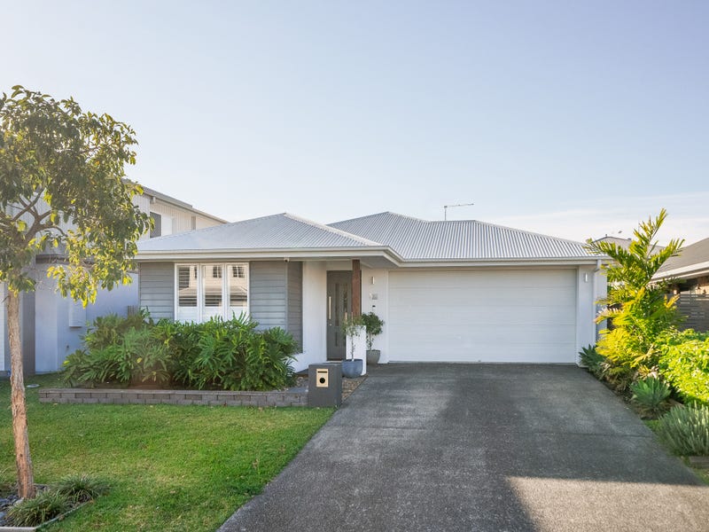 10 Apollo Street, Newport, Qld 4020 - Property Details