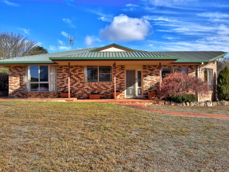 98 Pelham Street, Tenterfield, NSW 2372 - realestate.com.au