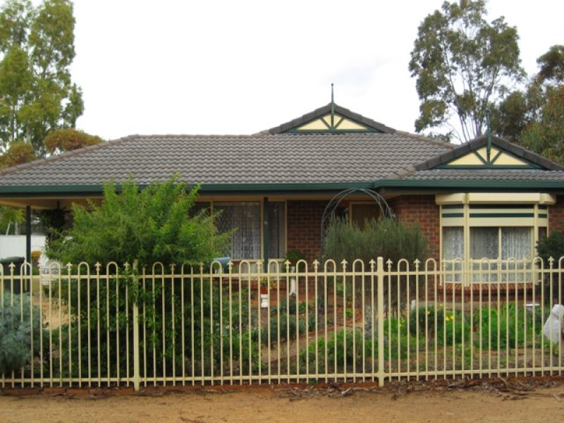 70 Edith Terrace, Balaklava, SA 5461 - Property Details