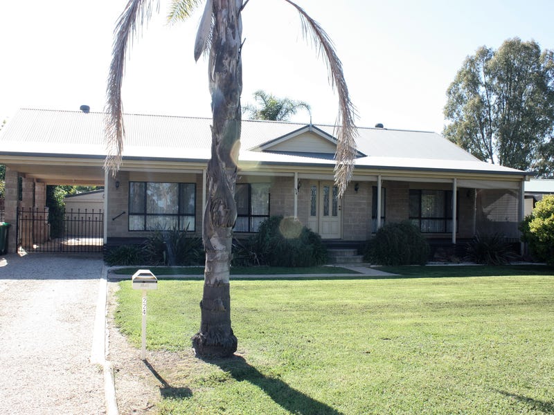 224 Adam Street, Corowa, NSW 2646 - Property Details