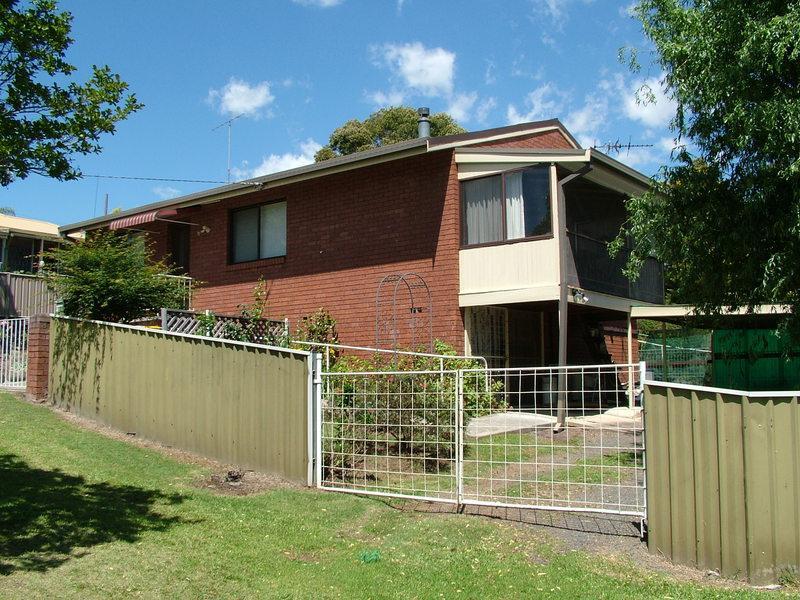 27 Ravenshaw Street, Gloucester, NSW 2422 - Property Details