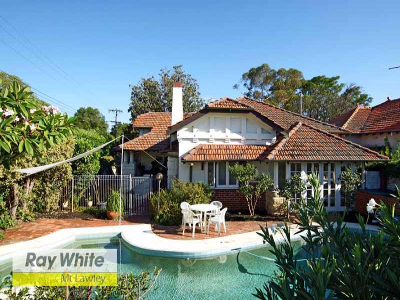 8 Holmfirth Street, Menora, WA 6050 - Property Details