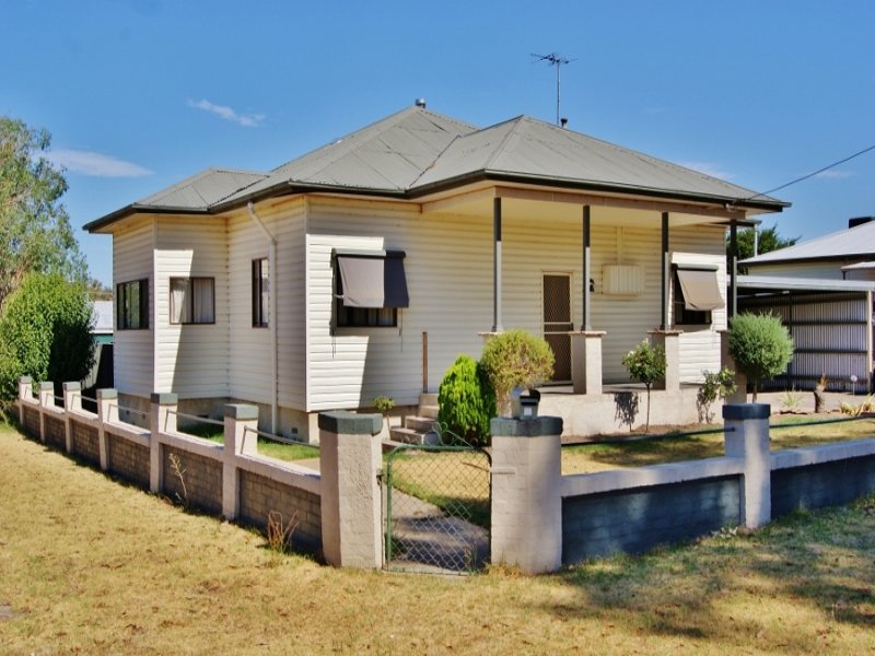 46 Murringo Street, Young, NSW 2594 - Property Details