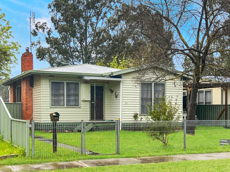 23 Russell Street, Benalla, VIC 3672 - realestate.com.au
