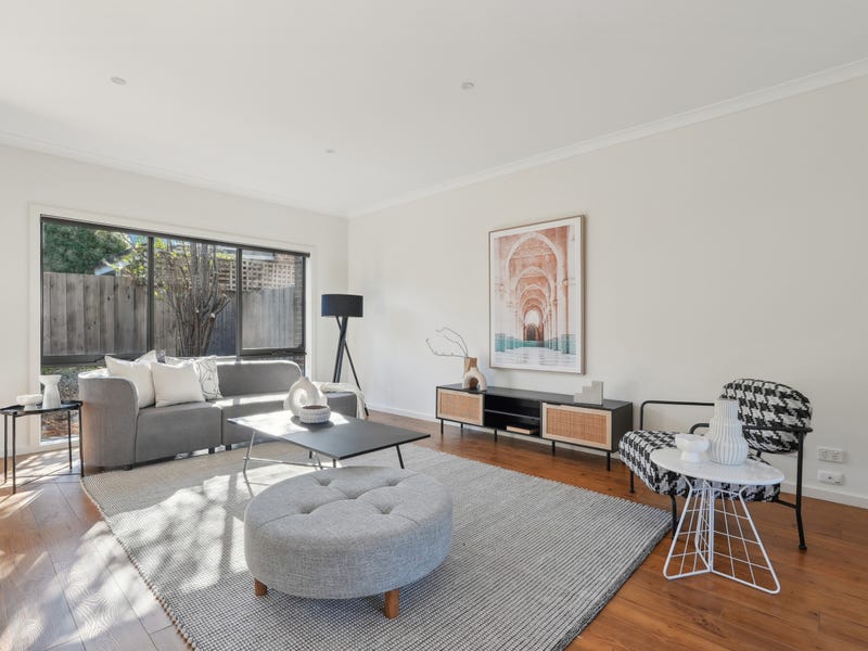 2/13 McCrae Street, Reservoir, Vic 3073 - Property Details