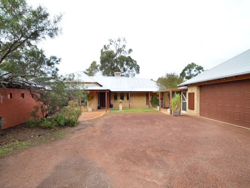 135 Millhouse Road, Belhus, WA 6069 - realestate.com.au