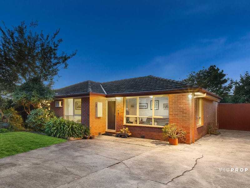 10 Parkview Drive, Ferntree Gully, Vic 3156 - Property Details