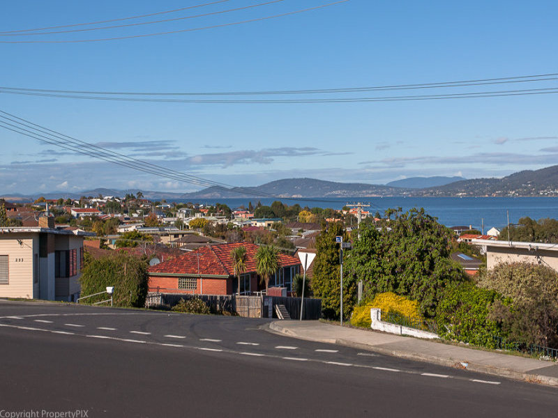 354 Clarence Street, Howrah, Tas 7018 - Property Details