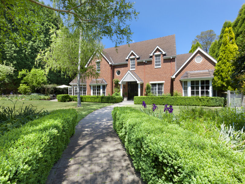 10 The Avenue, Burradoo, NSW 2576 - realestate.com.au