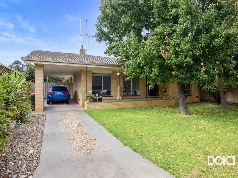 131 Reservoir Road, Strathdale, VIC 3550 - realestate.com.au