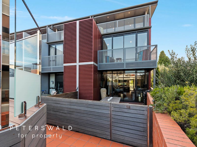 19/1 Collins Street, Hobart, Tas 7000 - Property Details