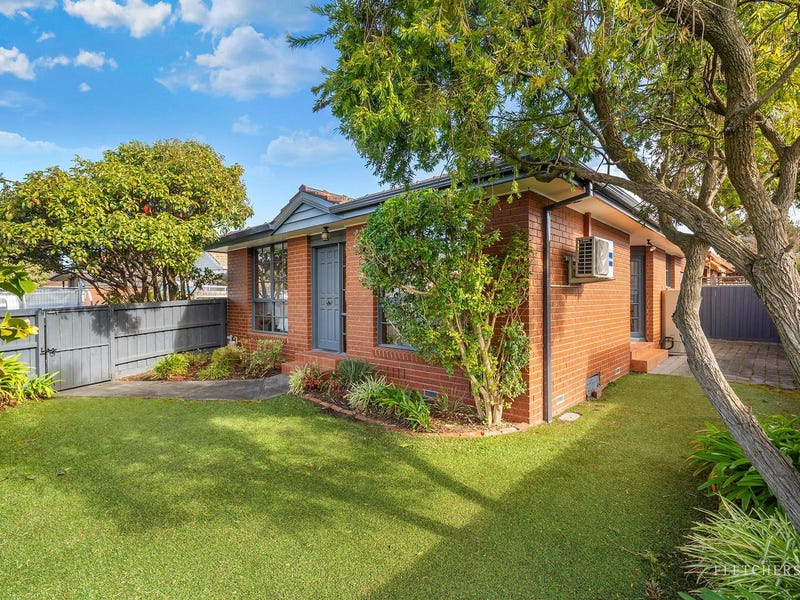 1/13 Melton Avenue, Carnegie, Vic 3163 - Property Details