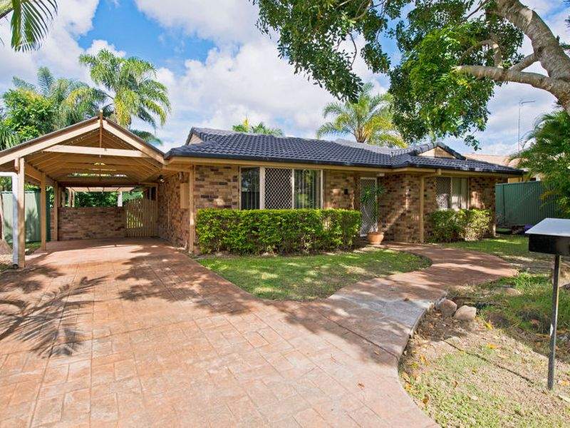 8 Penrith Court, Helensvale, Qld 4212 - Property Details