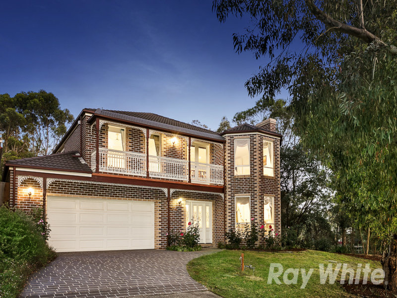 35 Bunker Cres, Glen Waverley, VIC 3150 - realestate.com.au