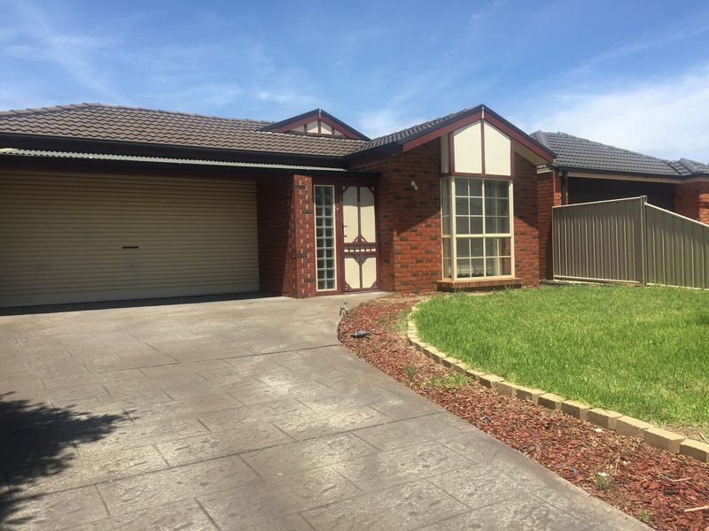 16 Milburn Circuit, Caroline Springs, VIC 3023 - realestate.com.au