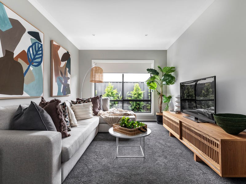 17 Frontier Circuit, Tarneit, VIC 3029 - realestate.com.au