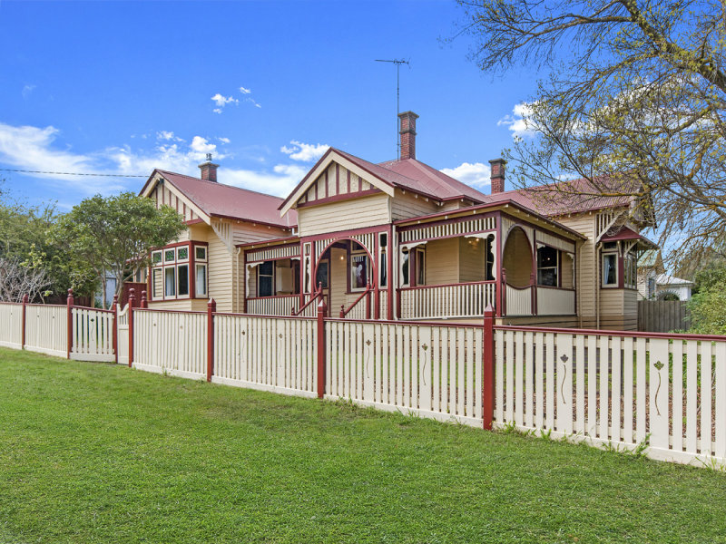 12 French Street, Hamilton, VIC 3300 - realestate.com.au