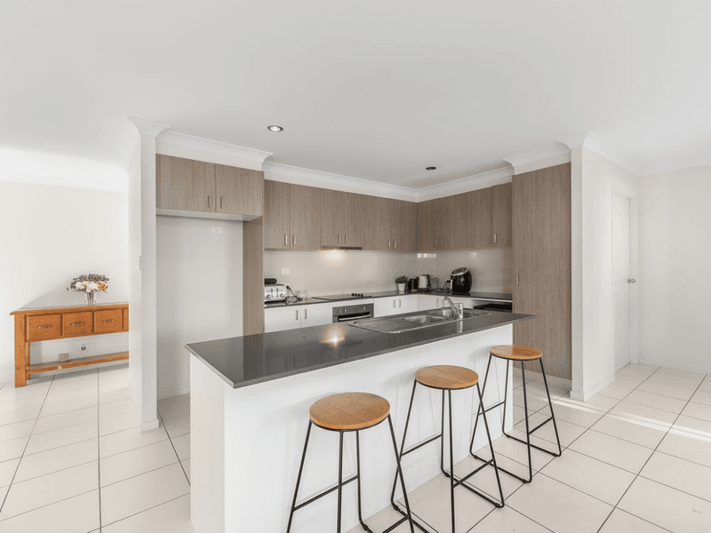 1/5 Cinnamon Way, Springfield Lakes, QLD 4300 - realestate.com.au