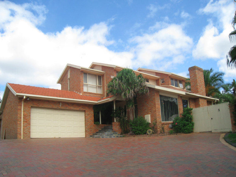 5 Daintree Rise, St Helena, VIC 3088 - realestate.com.au