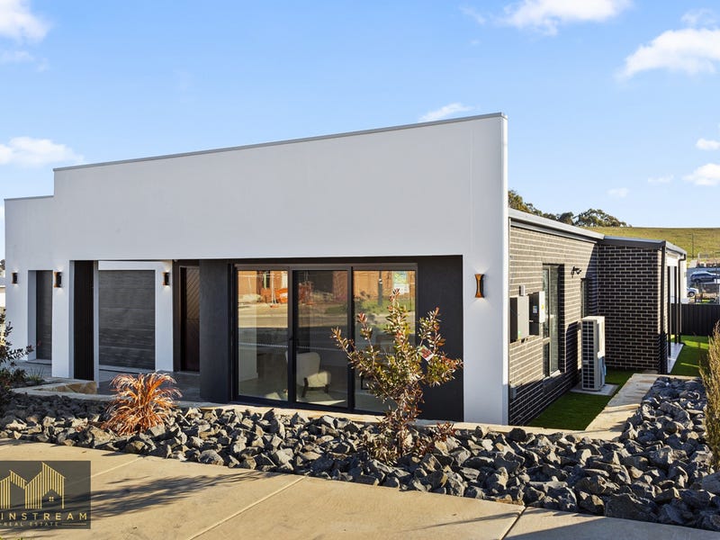 17 Wacando Street, Jacka, ACT 2914 - Property Details