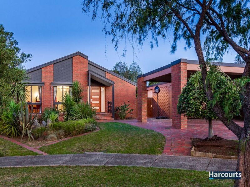 9 Rayner Close, Rowville, Vic 3178 - Property Details