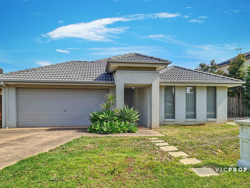 28 Bayside Drive, Point Cook, VIC 3030 - realestate.com.au