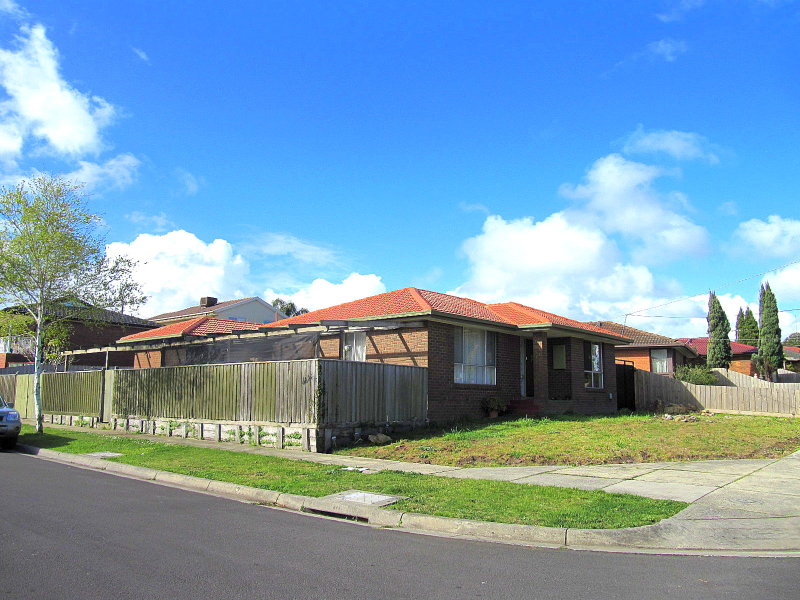 27 Whitehaven Cres, Noble Park North, VIC 3174 - realestate.com.au