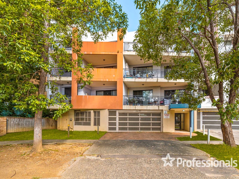 3/2 The Cresent, Fairfield, NSW 2165 - Property Details