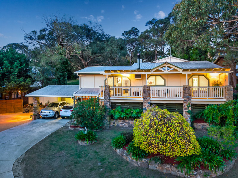 33 Hume Street, Upwey, VIC 3158 - realestate.com.au