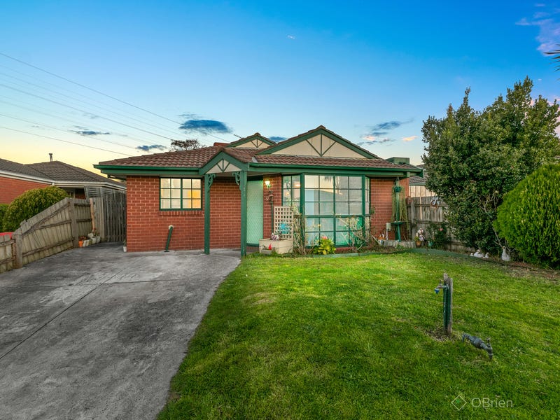 9 Isaac Court, Cranbourne West, VIC 3977 - realestate.com.au