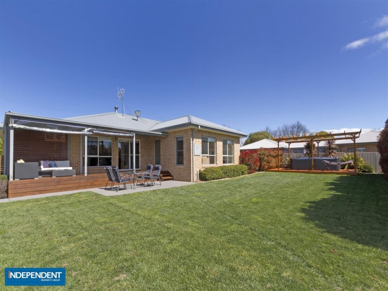21 Perry Street, Yass, NSW 2582 - realestate.com.au