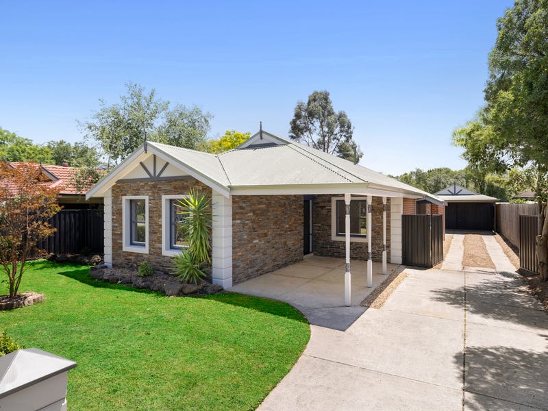 20 Homestead Road, Berwick, Vic 3806 - Property Details