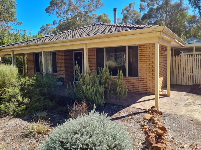 980 Rosedale Road, Chidlow, WA 6556 - Property Details