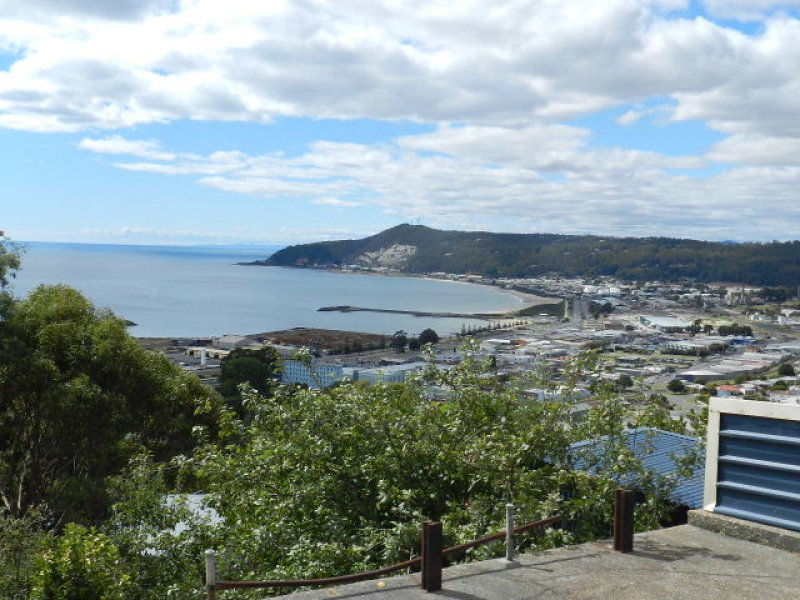 7 Thompson Crescent, Montello, Tas 7320 - Property Details