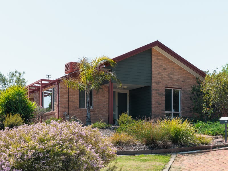 44 Freda Gibson Circuit, Theodore, ACT 2905 - Property Details