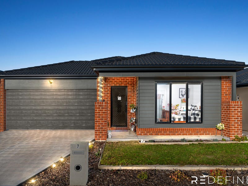 7 Winpara Street, Wallan, Vic 3756 - Property Details