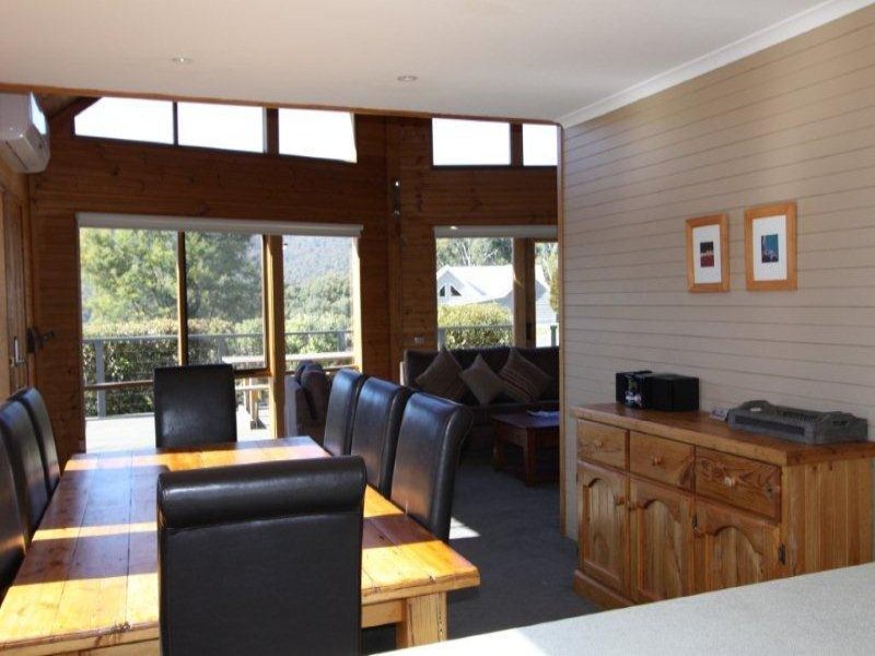 4 Telemark Crt, Alpine Ridge,, Merrijig, Vic 3723 - Property Details