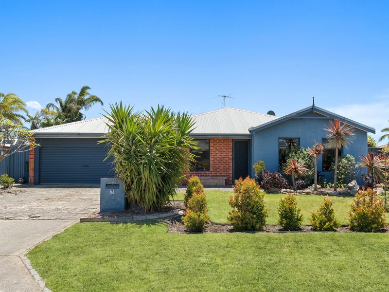 7 Seaspray Place, Waikiki, WA 6169 - Property Details