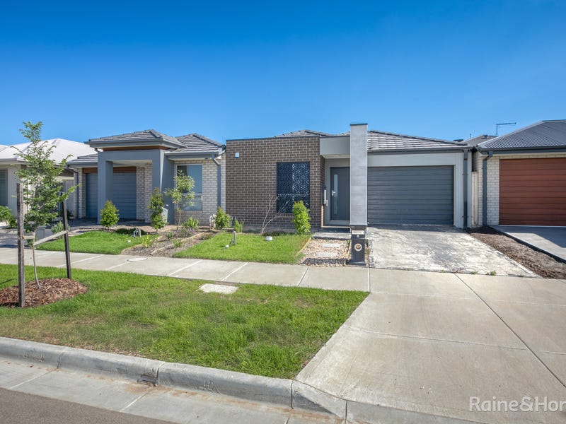 6 Fernside Drive, Diggers Rest, VIC 3427 - realestate.com.au