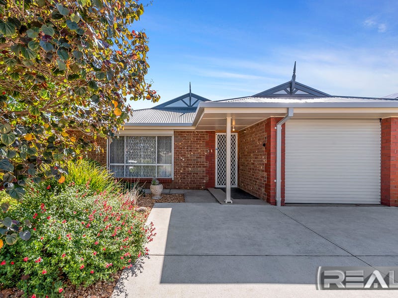4 Sunshine Place, Blakeview, SA 5114 - Property Details