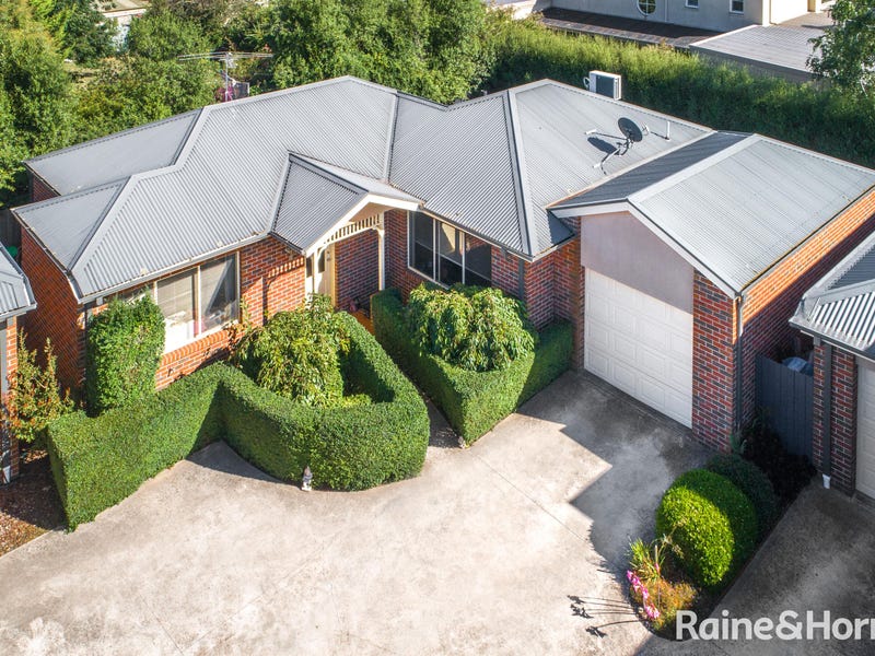 Unit 7/6-8 Rodney Street, Gisborne, Vic 3437 - Property Details